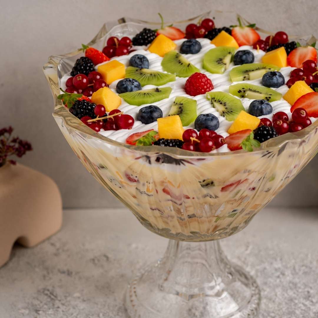Shop Our Fruits Trifle – Chantilly